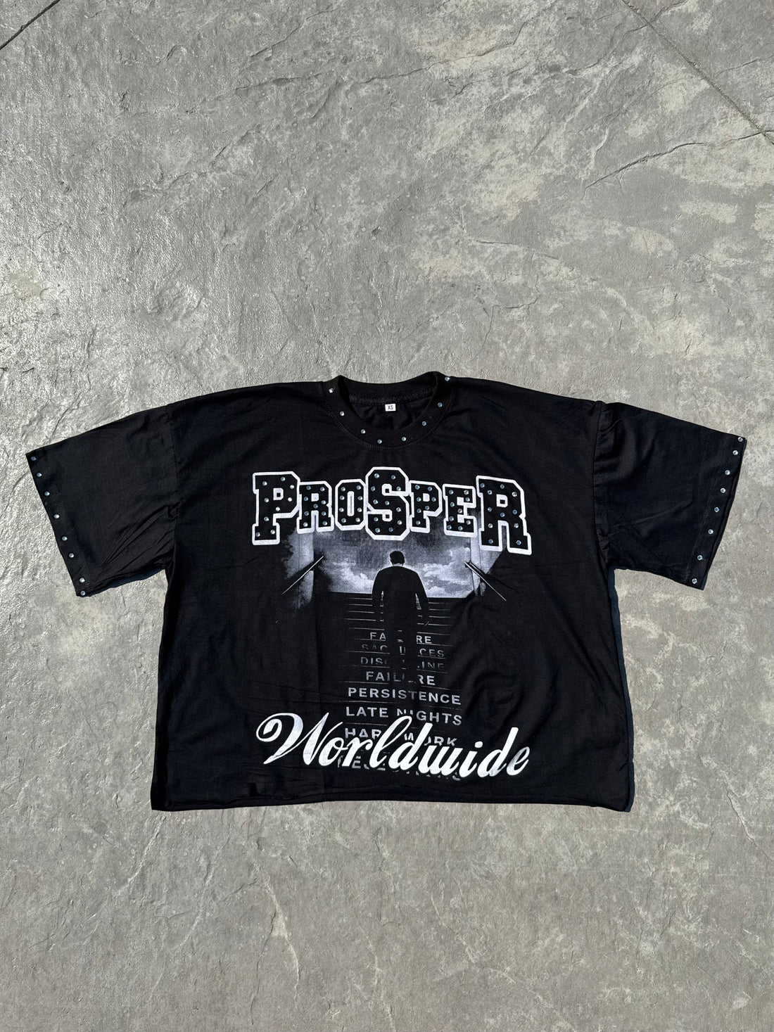 PREVAIL TEE BLACK